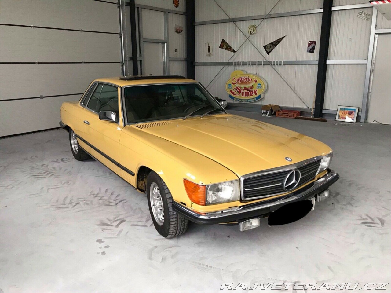 Mercedes-Benz 450 SLC, typ W107, V8 1976