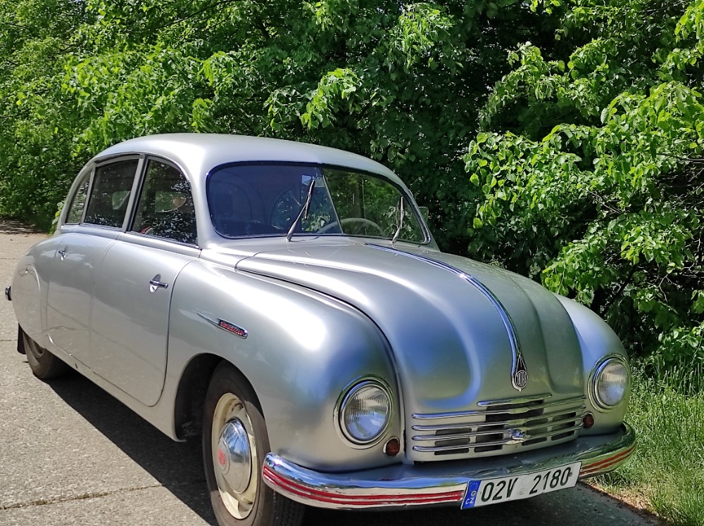 Tatra 600 Tatraplan 1952