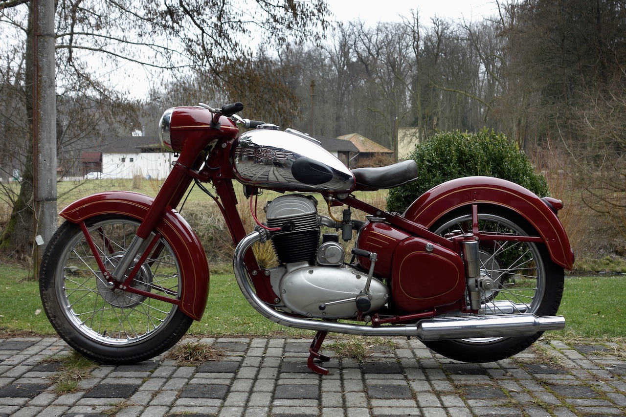 Jawa 500 OHC 15/00 šnek 1953