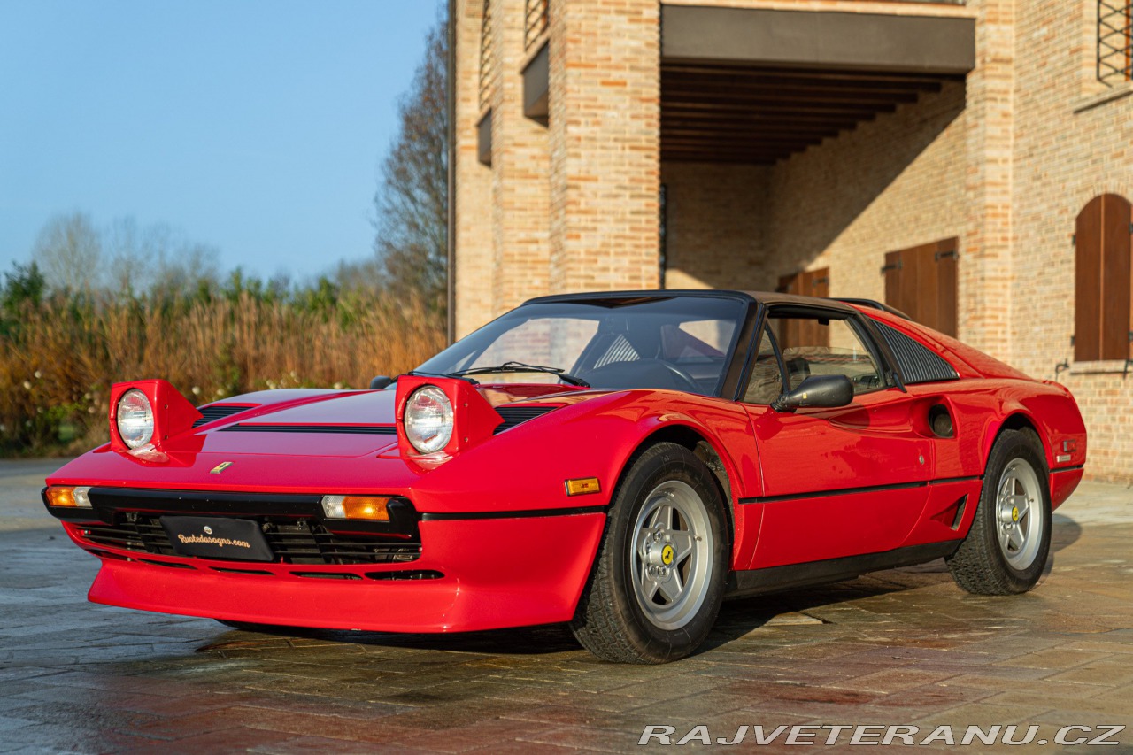 Ferrari 208 GTS TURBO 1983