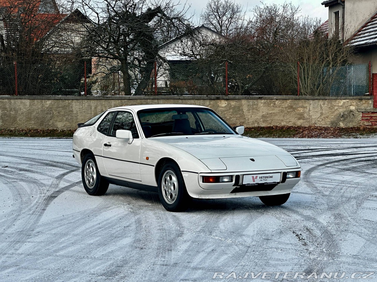 Porsche 924 924S 1986