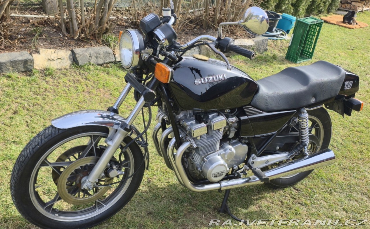Suzuki GSX 400 four 1982